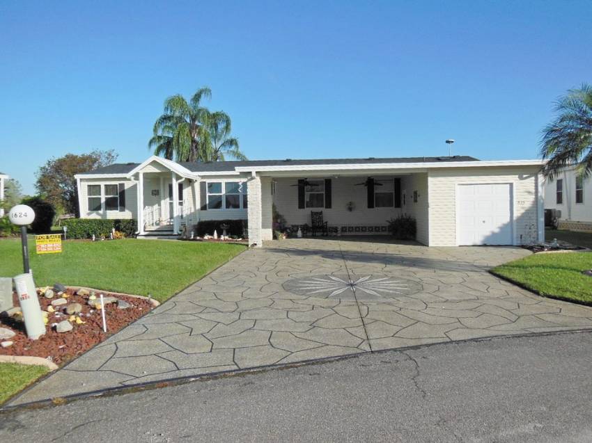 Gallery of mobile home driveway decorating ideas | MH Giant.com