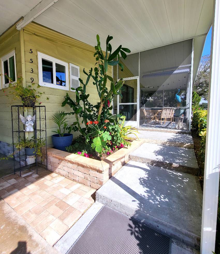 Gallery of mobile home entryway decorating ideas | MH Giant.com