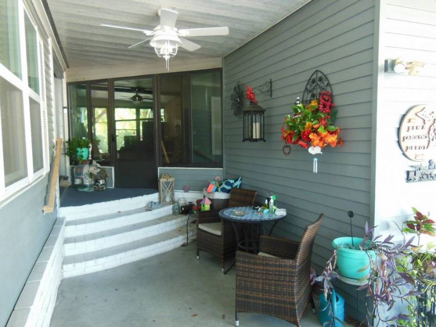 Gallery of mobile home entryway decorating ideas | MH Giant.com
