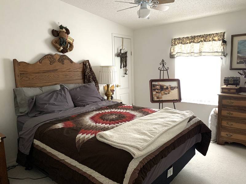 Gallery of mobile home bedroom decorating ideas | MH Giant.com