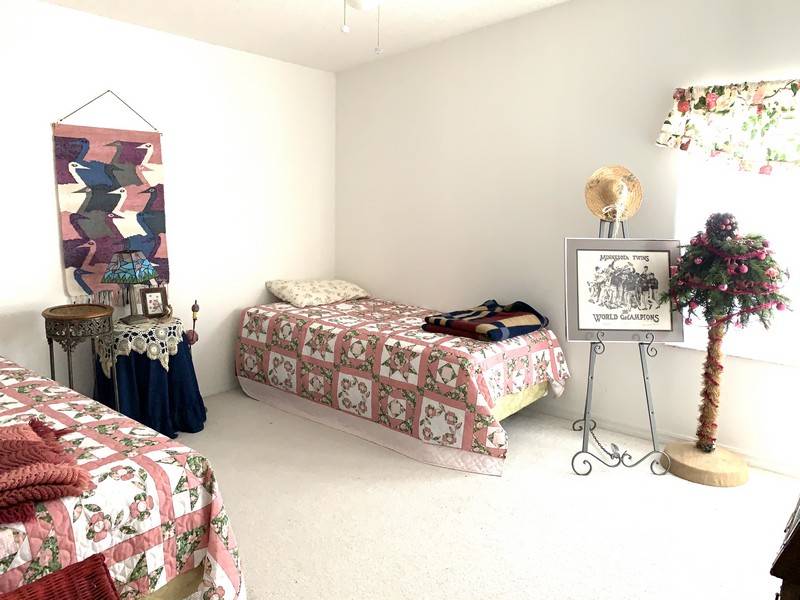 Gallery of mobile home bedroom decorating ideas | MH Giant.com