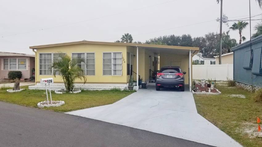 Mobile Home for Sale located at 126 King Drive Winter Haven, FL 33884 ...